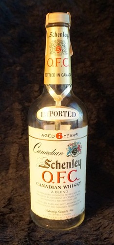 CANADIAN SCHENLEY O.F.C. CANADIAN WHISKY RED TAX STAMP EMPTY BOTTLE 750 ...