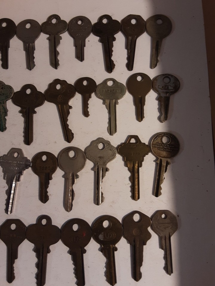 Antique Vintage Lot Of 40 Miscellaneous Keys Some Marked (Lot #9) | eBay