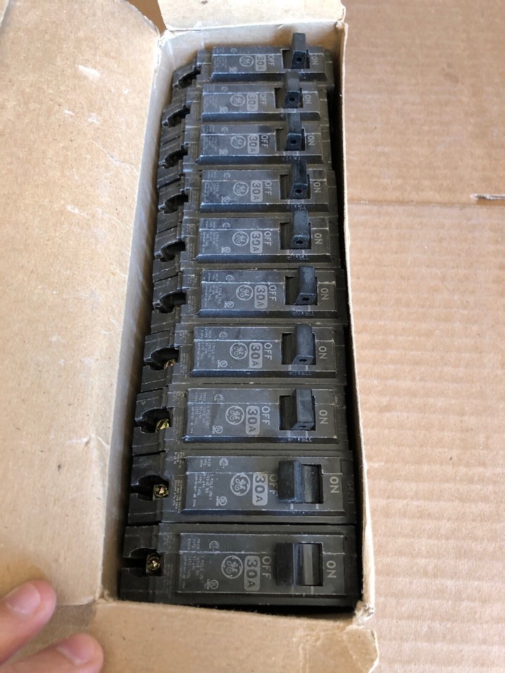 GE GENERAL ELECTRIC THQL1130 NEW CIRCUIT BREAKER 1 POLE 30 AMP 240V ...