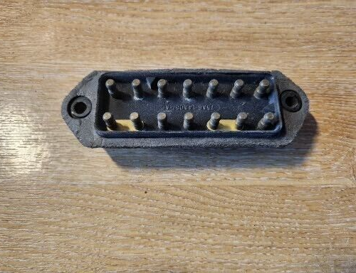 FORD ESCORT MK2 GENUINE FUSE BOX 75AG14A067AC VERY GOOD | eBay
