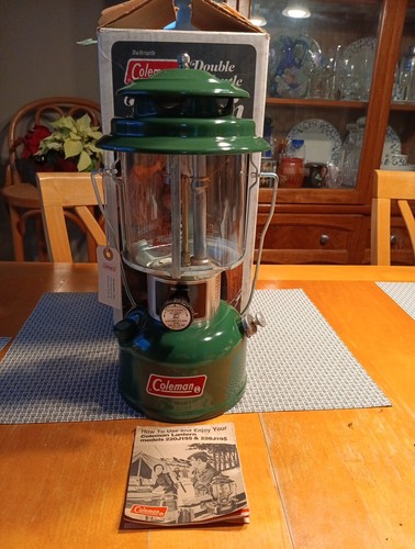 New Coleman Lantern #220J195 Orig Box Manuals/Tag Dated 2/79 Made USA ...