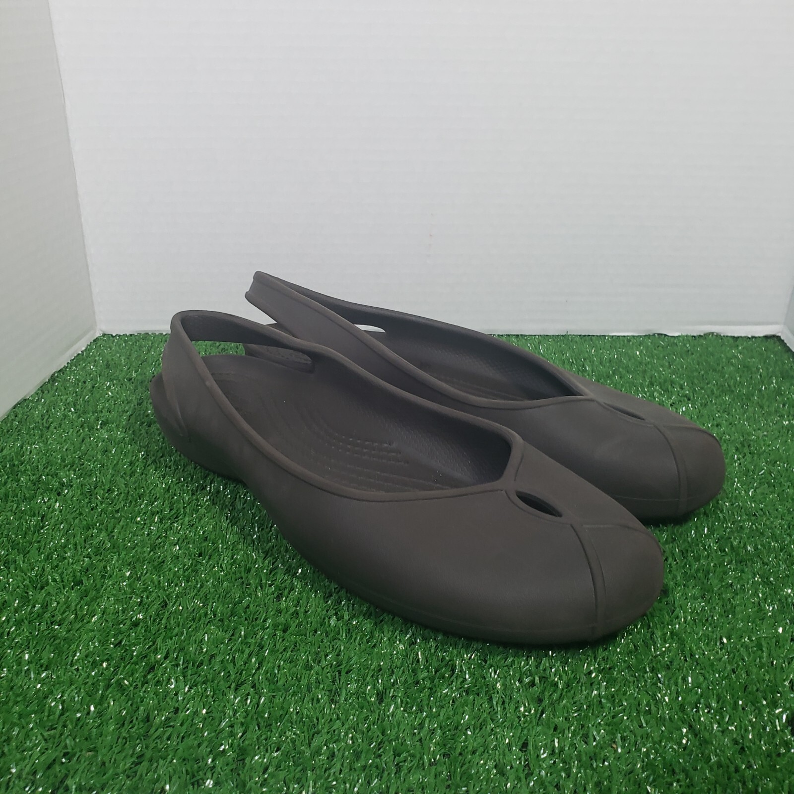 Crocs Iconic Olivia II Comfort Slingback Brown Flats … - Gem