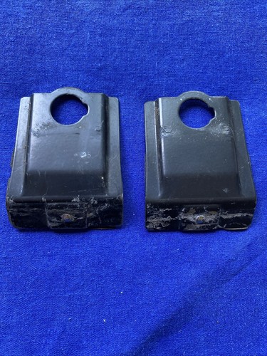 (2) Yakima Rack Q-Tower Q-Clips Q52 52 -- No Base or Vinyl Pad | eBay