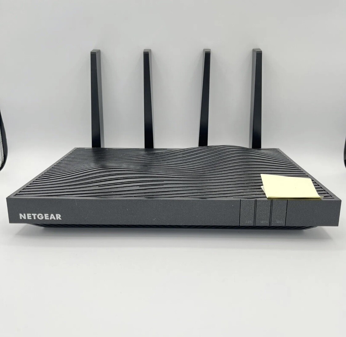 NETGEAR NIGHTHAWK X8 AC5300 R8500 Smart WiFi Router Tri-Band Quad ...