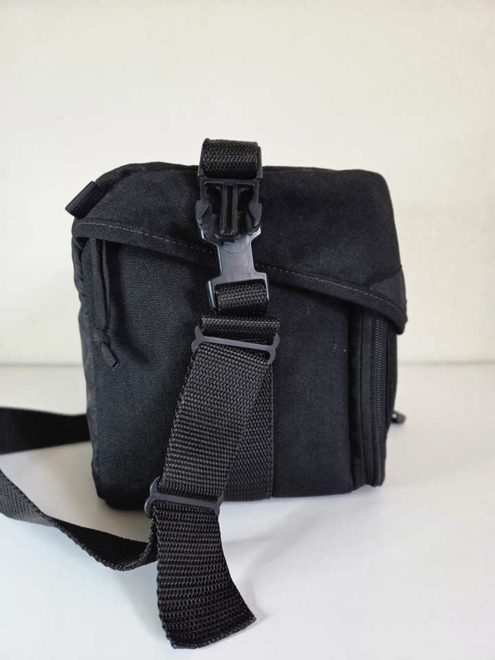 TAMRAC 606 Zoom Traveler 6 Shoulder Bag Black '80's | eBay