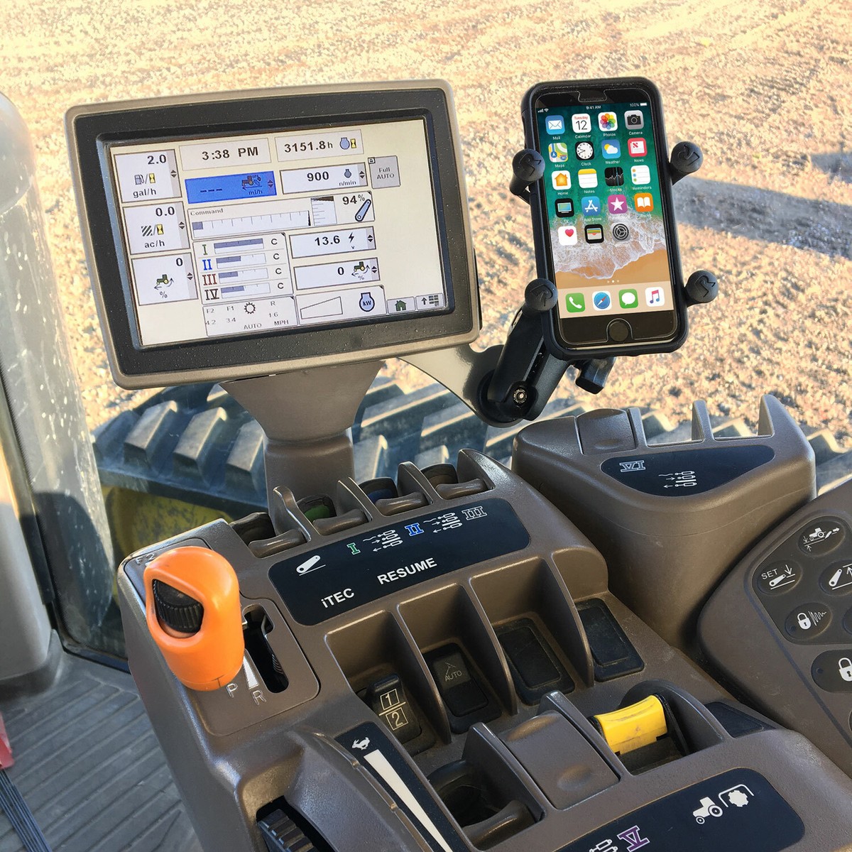 John Deere Cell Phone Holder 5090m Utility Tractor