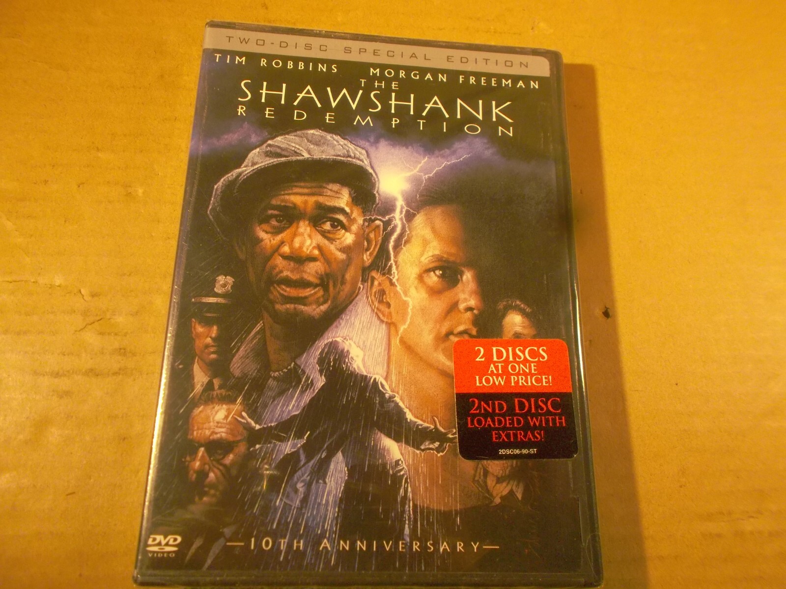 The Shawshank Redemption (DVD, 2004, 2-Disc Set, Special Edition ...