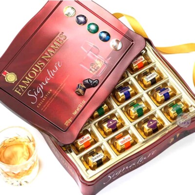Famous Names Signature Collection 370g Liqueurs Christmas Chocolates UK ...