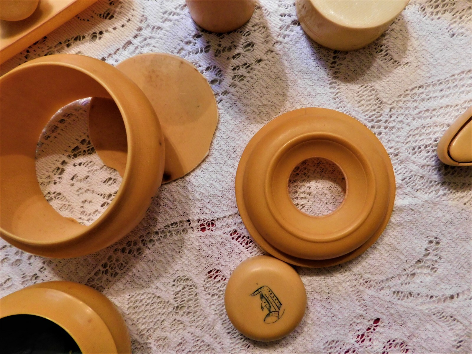 Giant Collection Antique Early 1900's Du Barry Ivory Pyralin Vanity Set ...