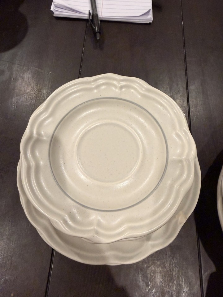 Vintage Pfaltzgraff Heirloom Stoneware 14 Piece Set | eBay
