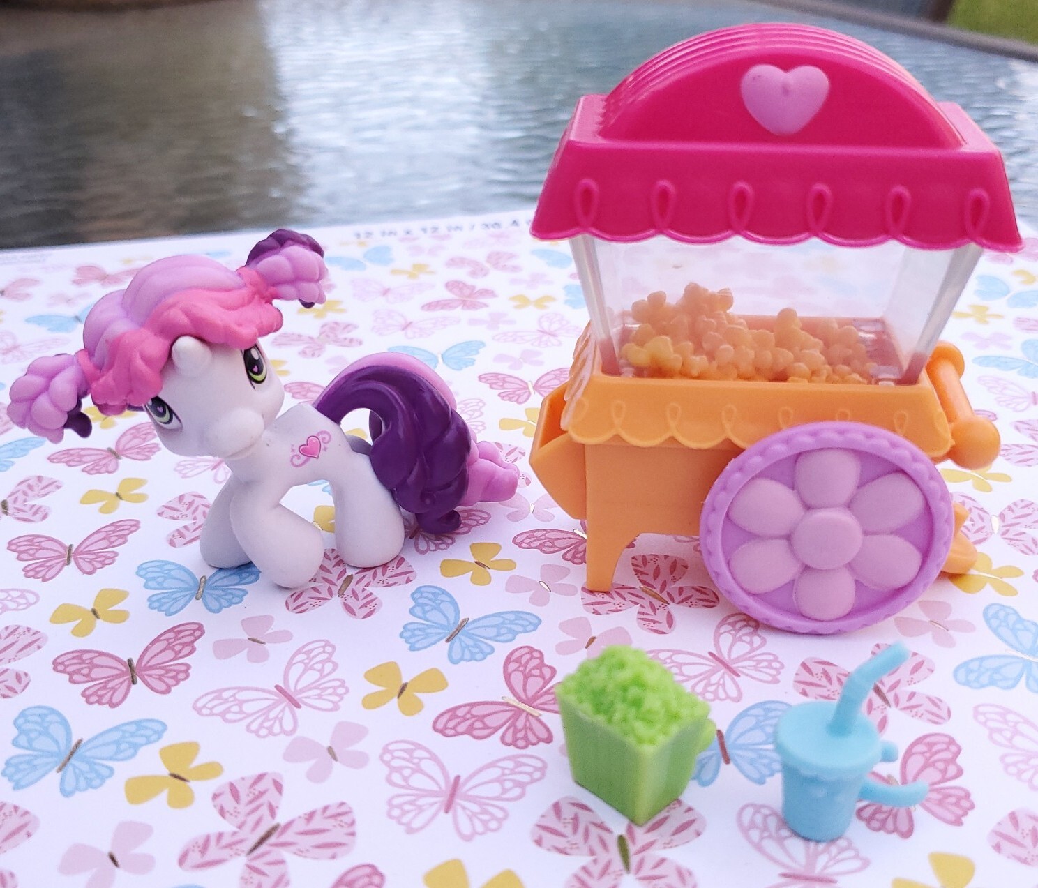 MLP G3.5 Sweetie Belle 2009 Ponyville Popcorn Cart 🍿 Complete Mini ...