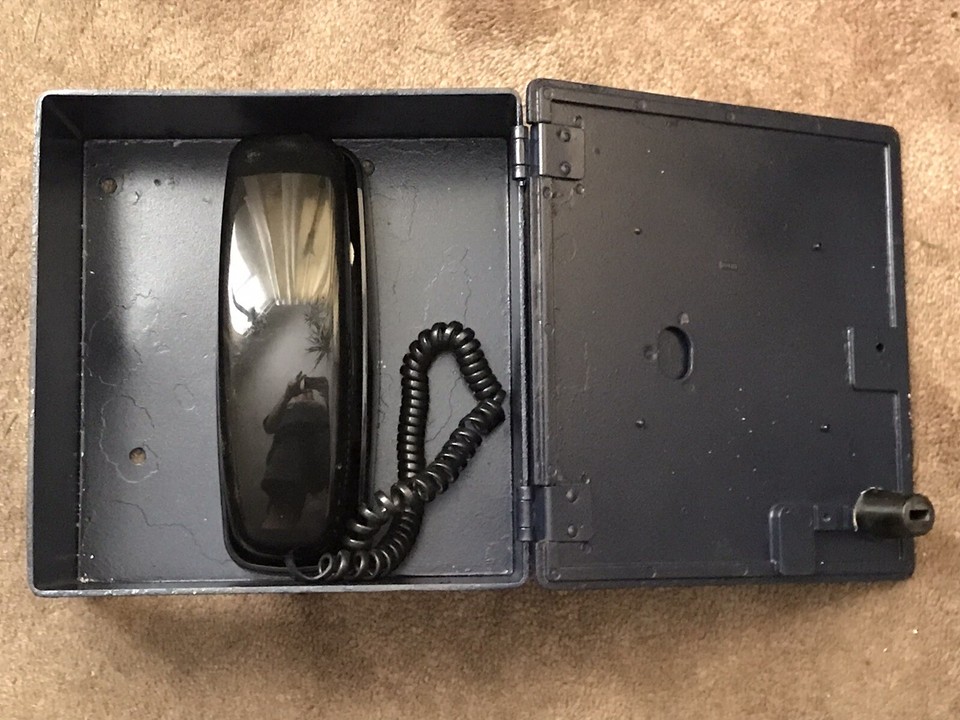 vintage Gamewell Police Call Box Telephone Station Fire Alarm Old Phone ...