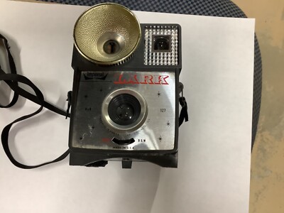 VINTAGE 1960s IMPERIAL LARK CAMERA | eBay