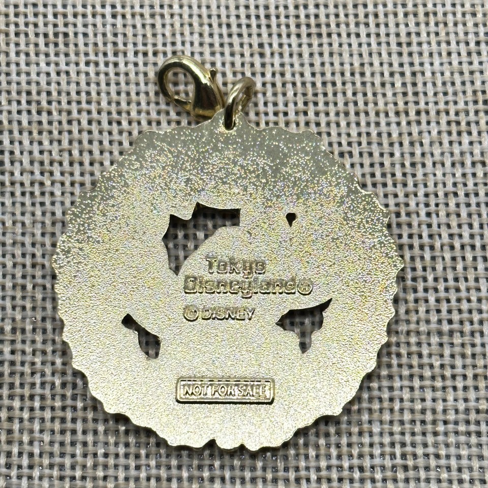 Tokyo Disney Resort Game Prize Pin Charm Christmas Wreath Jungle ...