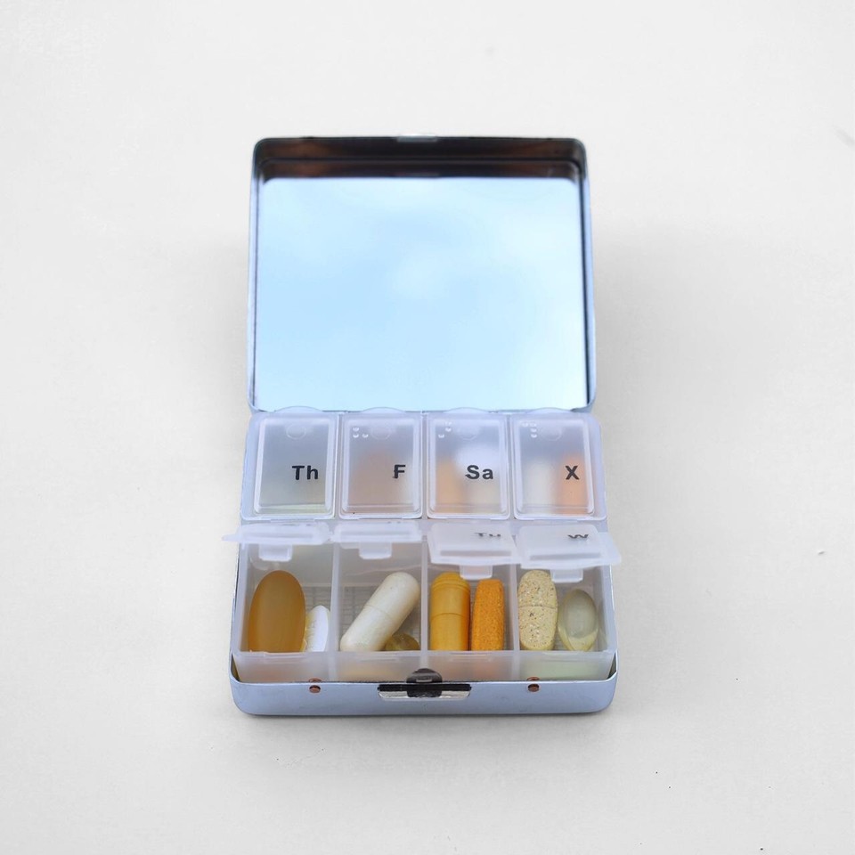 Snoopy 8 Day Pill Box, 7 Day Pill Box, Travel Pill Case, Charlie Brown ...