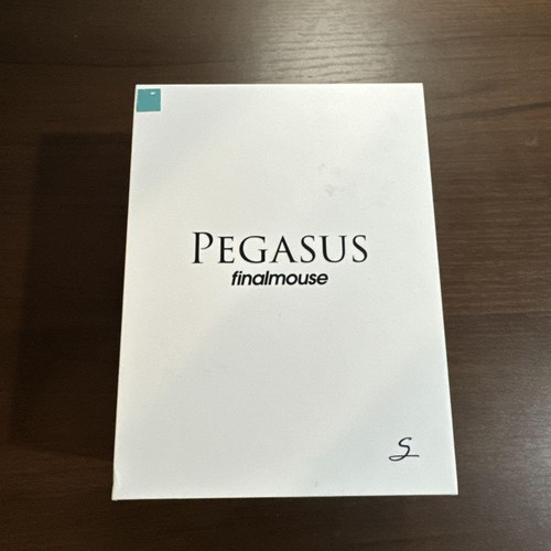 FinalMouse Starlight 12 Pegasus Small e Sports Gaming Mouse Tested ...