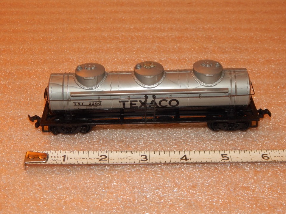 Vintage Bachmann HO Texaco 2266 Triple ~ 3 Dome Gasoline Tank Car ~ Train Car | eBay