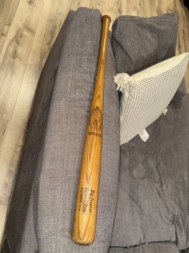 34” 1960s Nellie Fox Baseball Bat Louisville Slugger Hillerich ...