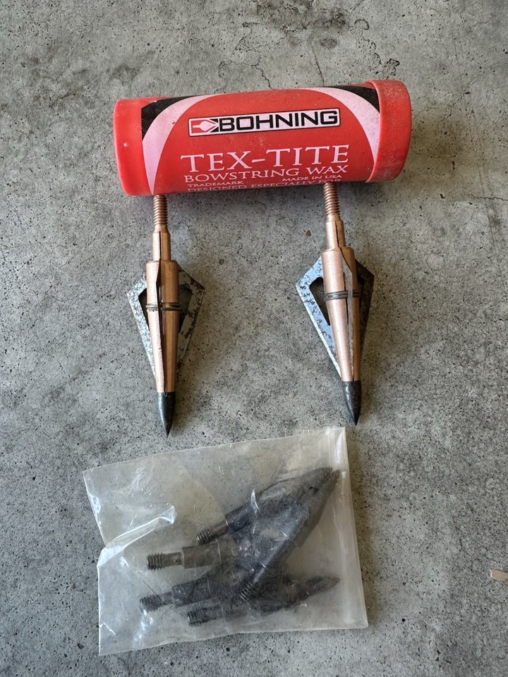 Miscellaneous Gun Parts, Hunting & Archery Gear Lot Broadheads, Grunt ...
