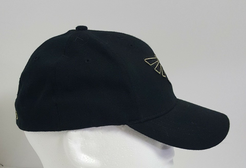 NINTENDO 2007 LEGEND OF ZELDA TRIFORCE LOGO Virtis Wool Blend HAT CAP ...