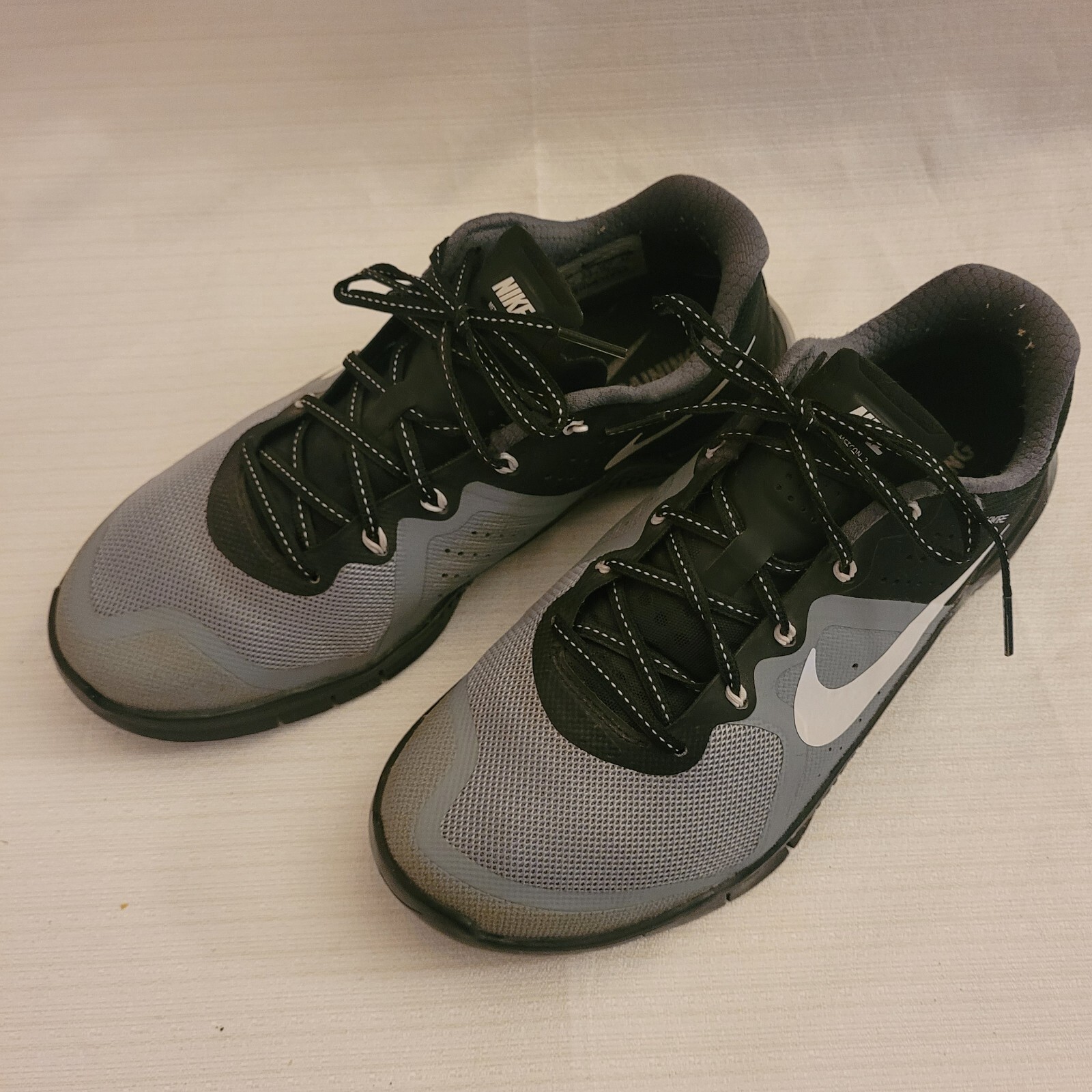 Nike Flywire Gray/black/white Womens Training/running… - Gem