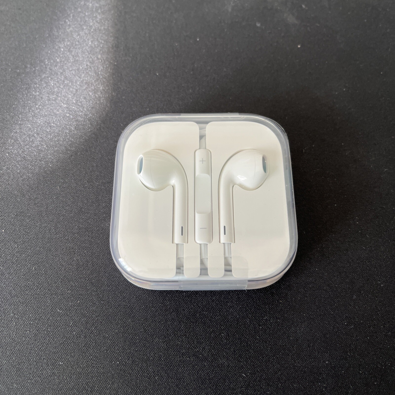 Apple EarPods In Ear Canal Headset - White (MNHF2AM/A) for sale online ...