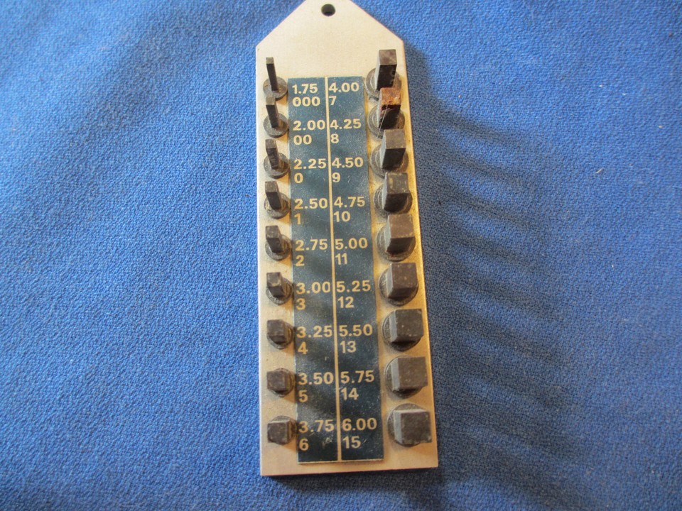 Watchmaker Estate Vintage CLOCK KEY SQUARE GAUGE quickly sizes your ...