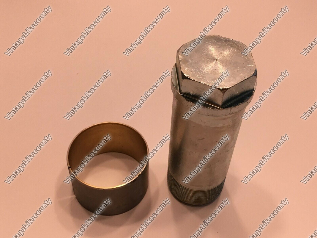 C7NN3127D, C7NN3153B Front Axle Pin & Bushing Fit Ford 2000, 3000, 3600 ...