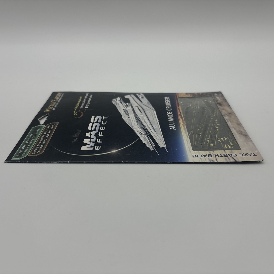 Mass Effect Game Alliance Cruiser Metal Earth 3-D Laser Cut Steel Model ...