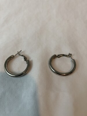 Silver 1” Hoop Earrings With Lever Back Closures. | eBay