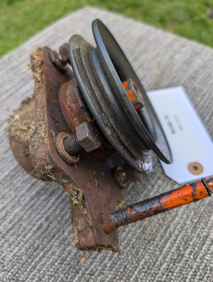 Kubota RC60-72 Deck Spindle Complete Assembly with 70725-34110 Pulley ...