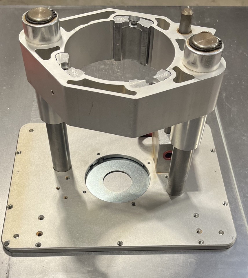 INCRA PRL-V2 Precision Router Lift by Woodpeckers with Milwaukee ...