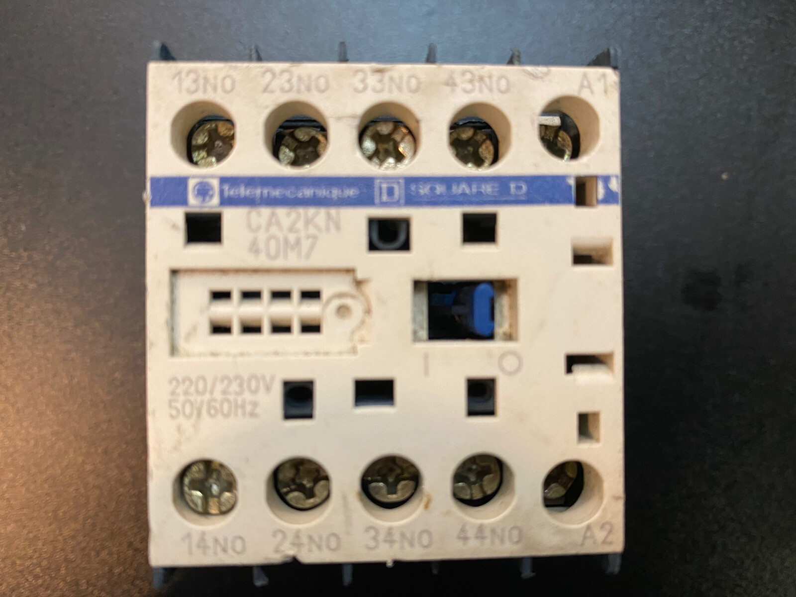 Electric Contact Auxiliary Screw 220 230V 50 6 CA2KN40M7 Schneider | eBay