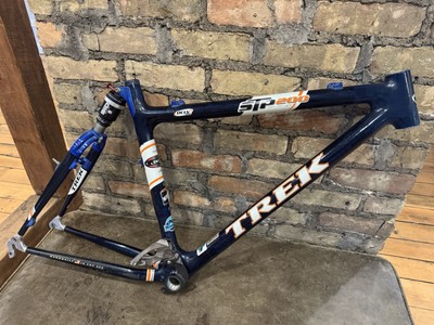 Trek STP 200 Mountain Bike Frame - Carbon OCLV, Medium, 20”, XTR ...