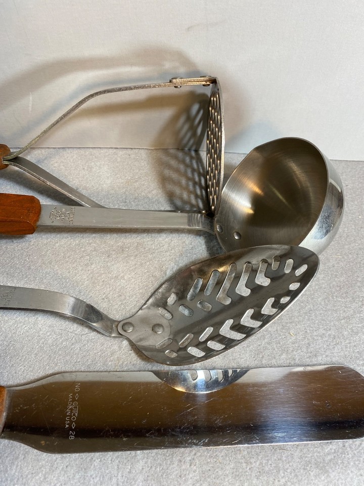 CUTCO Kitchen Utensil Set/ 4 Masher, Slotted Spoon, Ladle/ Spreader ...