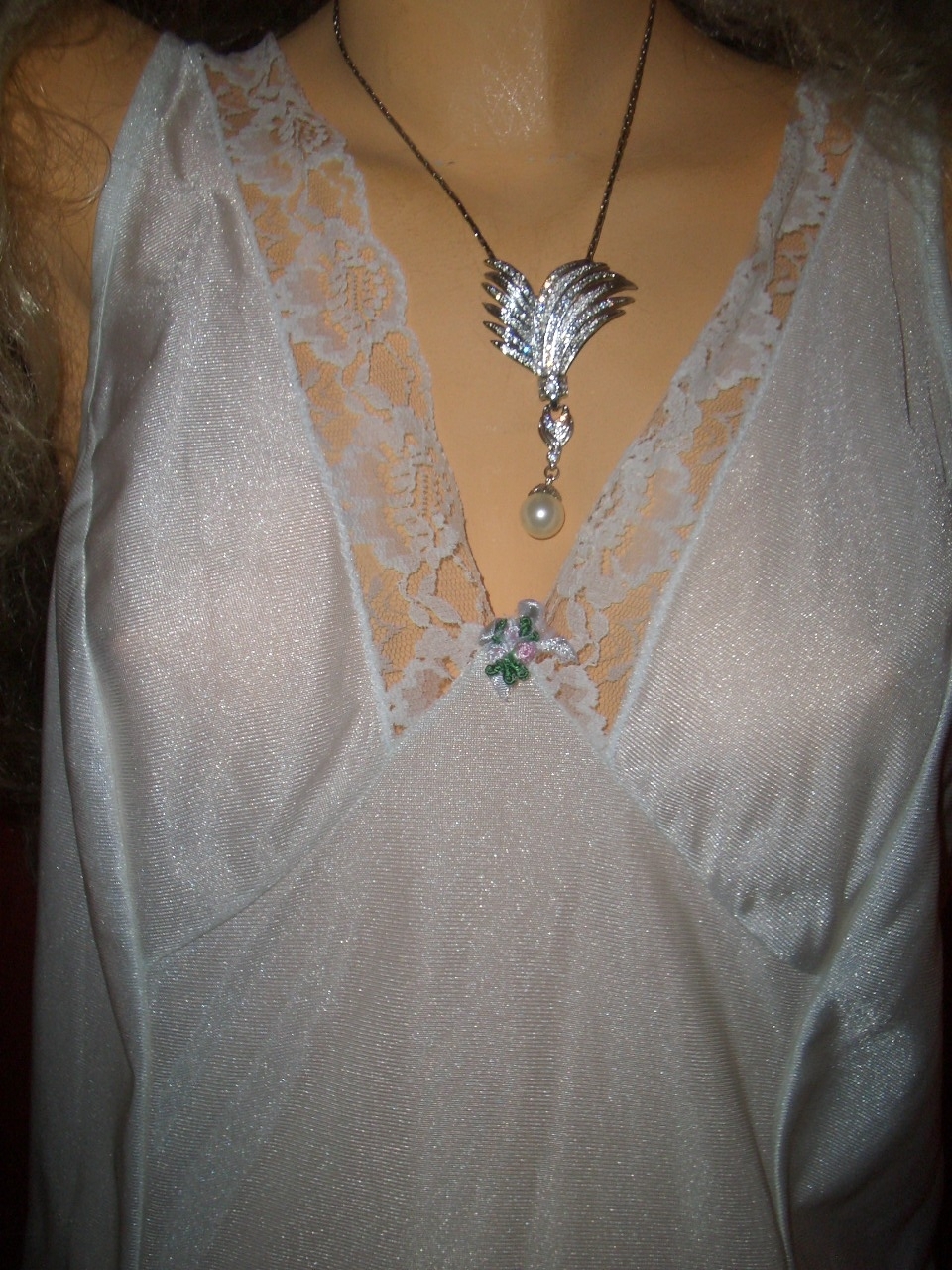 Glänzendes großes Vintage Nylon Perlon Unterkleid weiß Pin Up Negligee ...