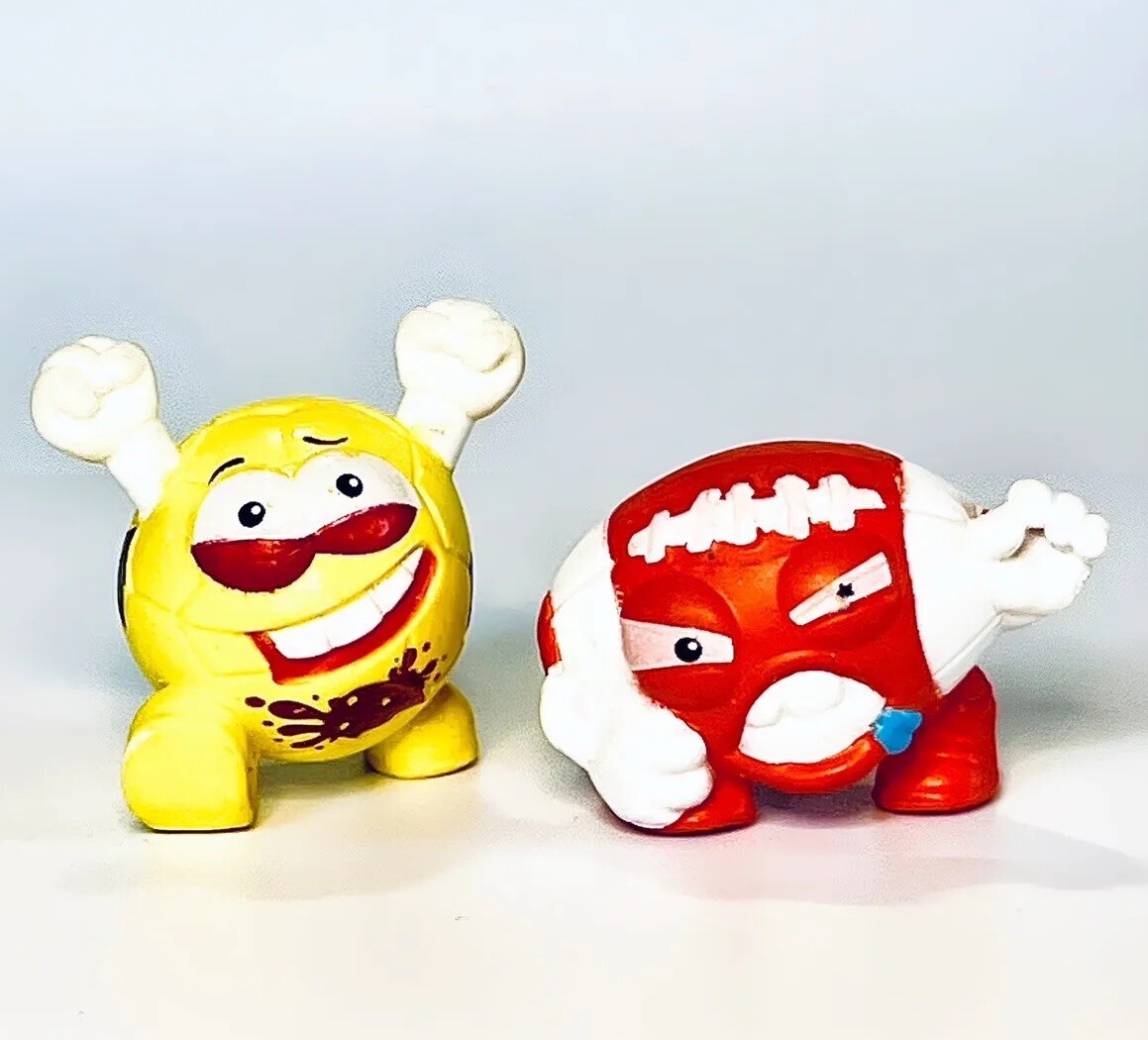 Zuru Smashers Soccer & Football Mini Miniature Figure Lot x2 (STRIKER ...