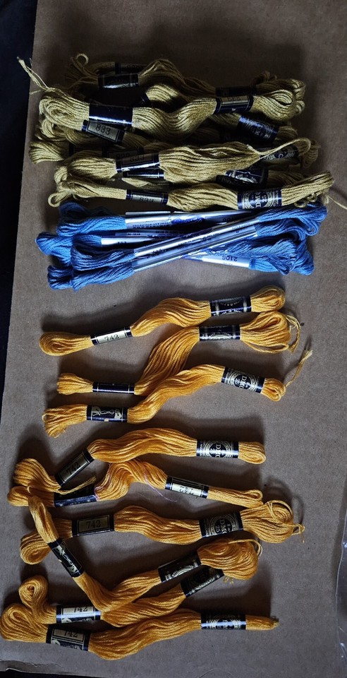 Lot of 150+ Vtg Skeins DMC Peri Lusta Bucilla Embroidery Floss Many ...