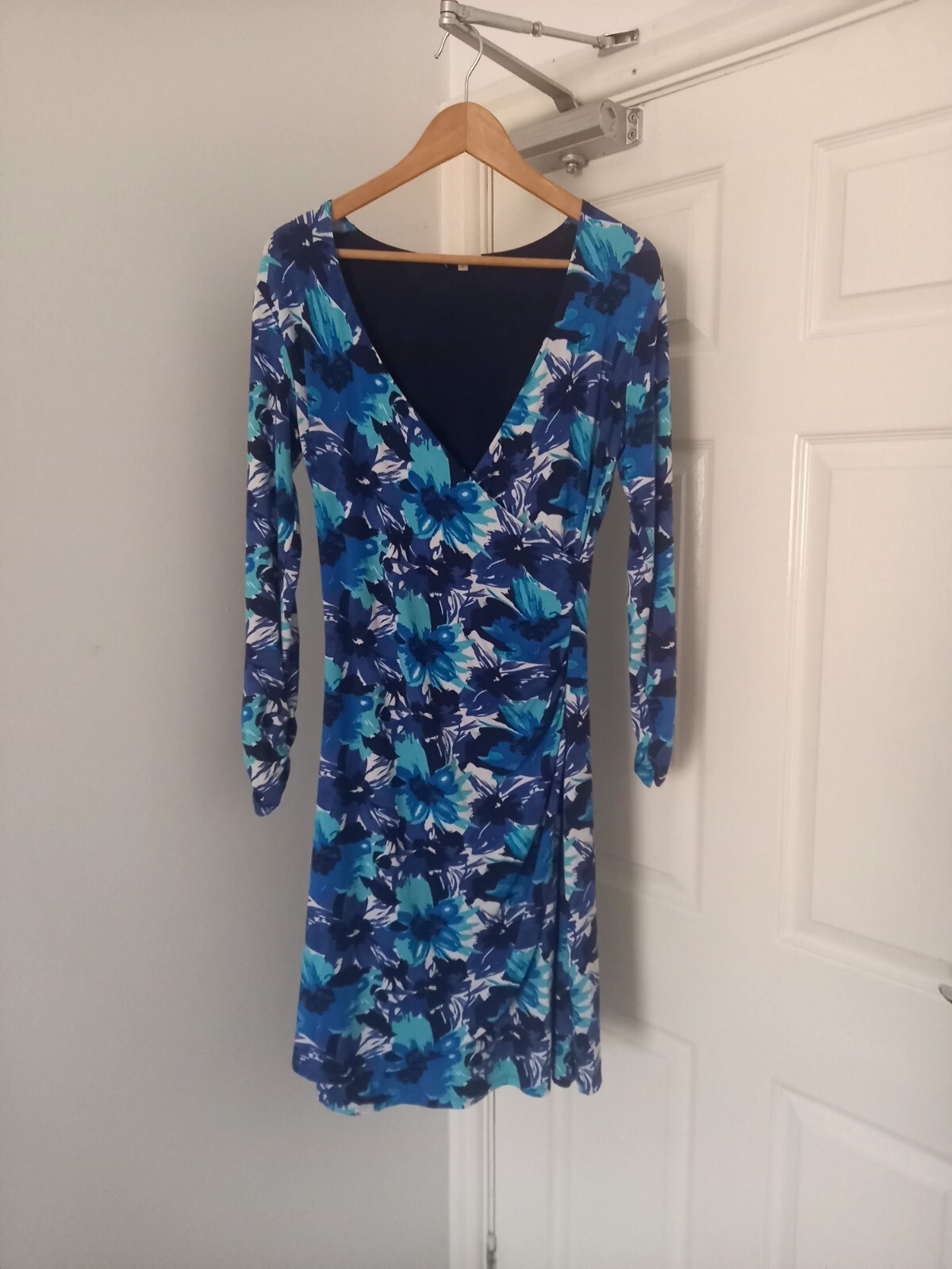 Stunning Kettlewell Blue Spring Summer Floral Wrap Dr… - Gem