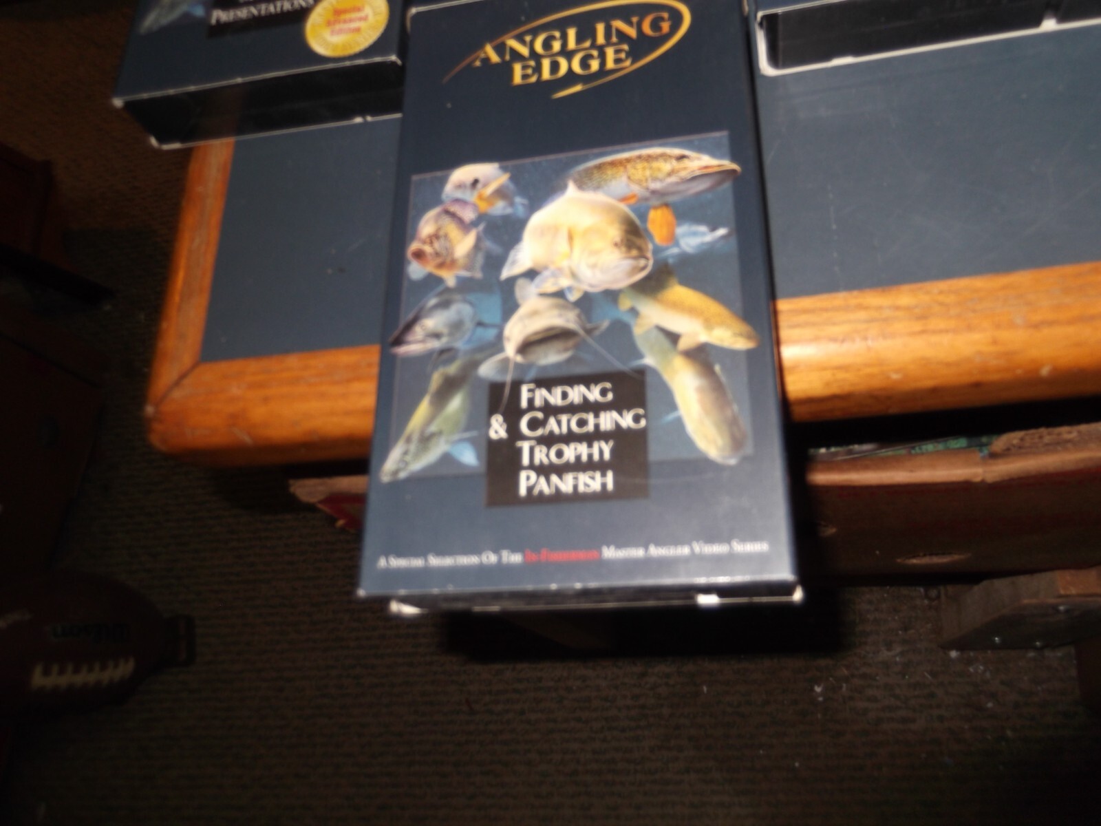 LOT 11 IN FISHERMAN FISHING VIDEO VCR TAPES VHS FORMAT 2005 COPYRIGHT ...