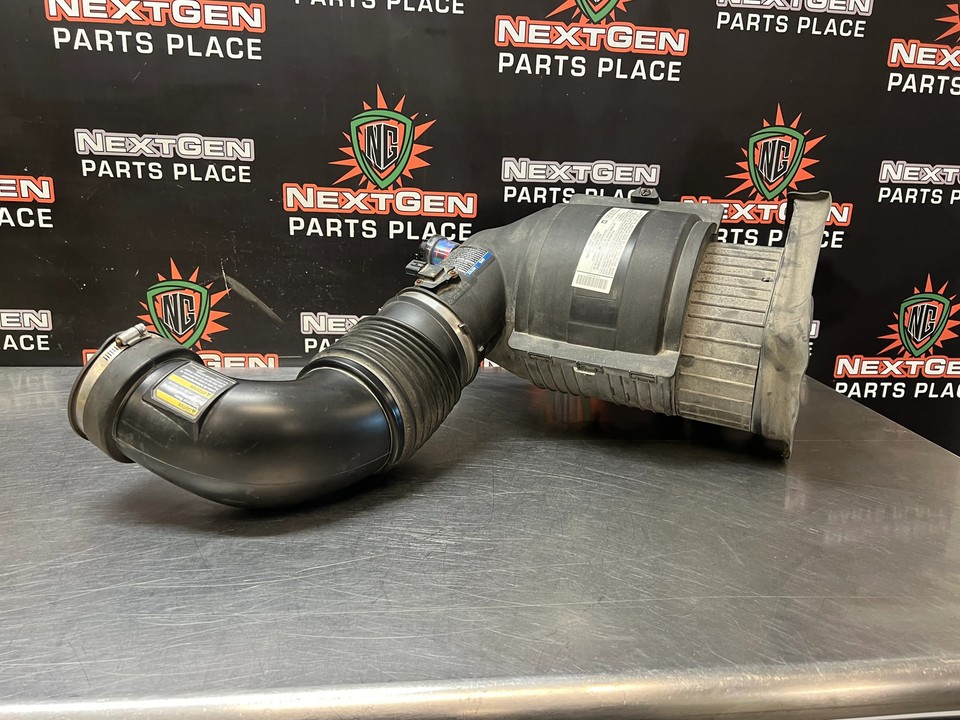 2007 SILVERADO 2500HD LMM DURAMAX 6.6 AIR INTAKE 25839608 25881207 OEM ...
