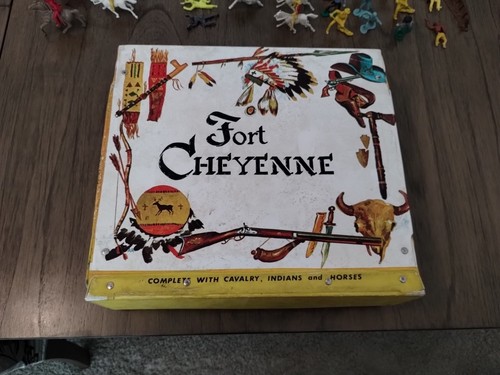 FORT CHEYENNE FOLDING PLAYSET IDEAL TOYS 1960S COMES AS SHOWN | eBay