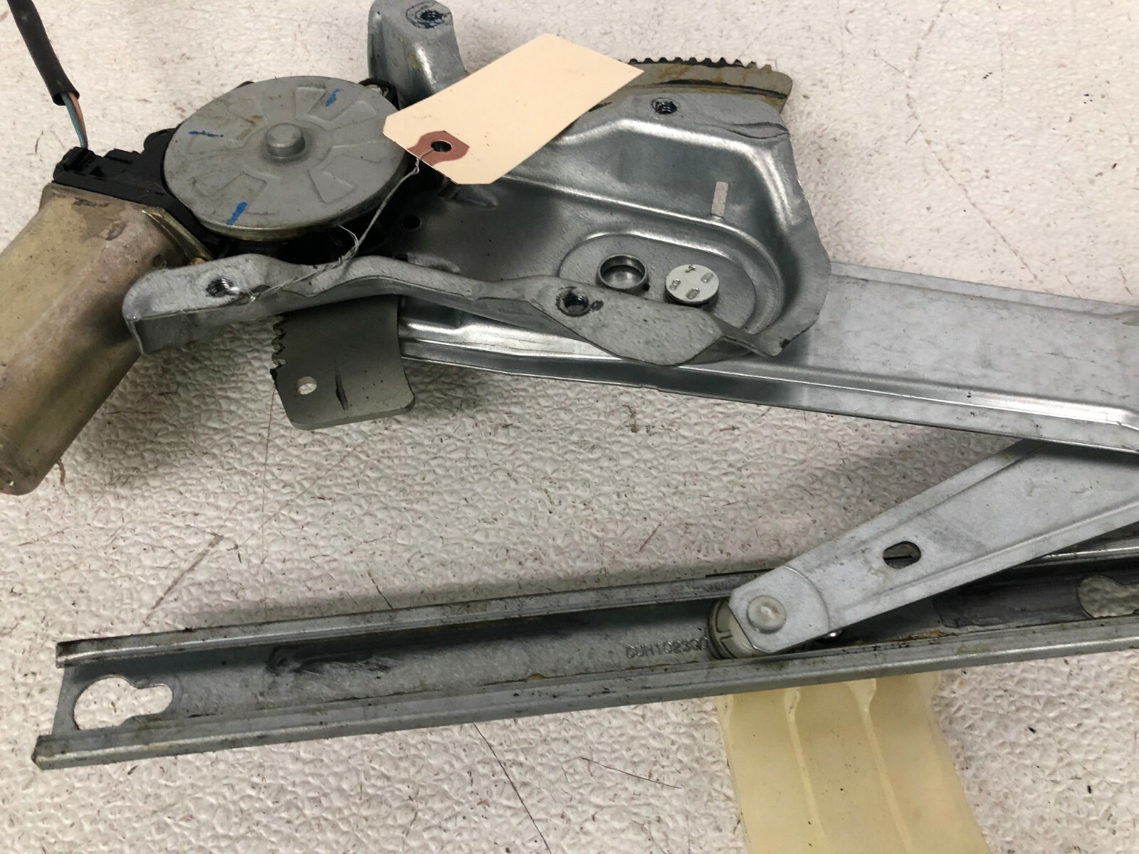 99 00 01 02 03 04 LAND ROVER DISCOVERY WINDOW REGULATOR RIGHT RH FRONT ...