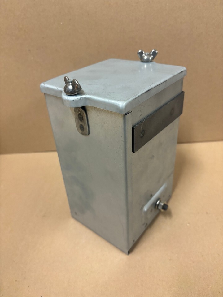 INDIAN SCOUT BATTERY BOX 101 FOUR 4 CHIEF 1928-1931 | eBay