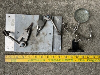 GRS Tools Third-Hand Stand with Soldering Station Standard Double ...