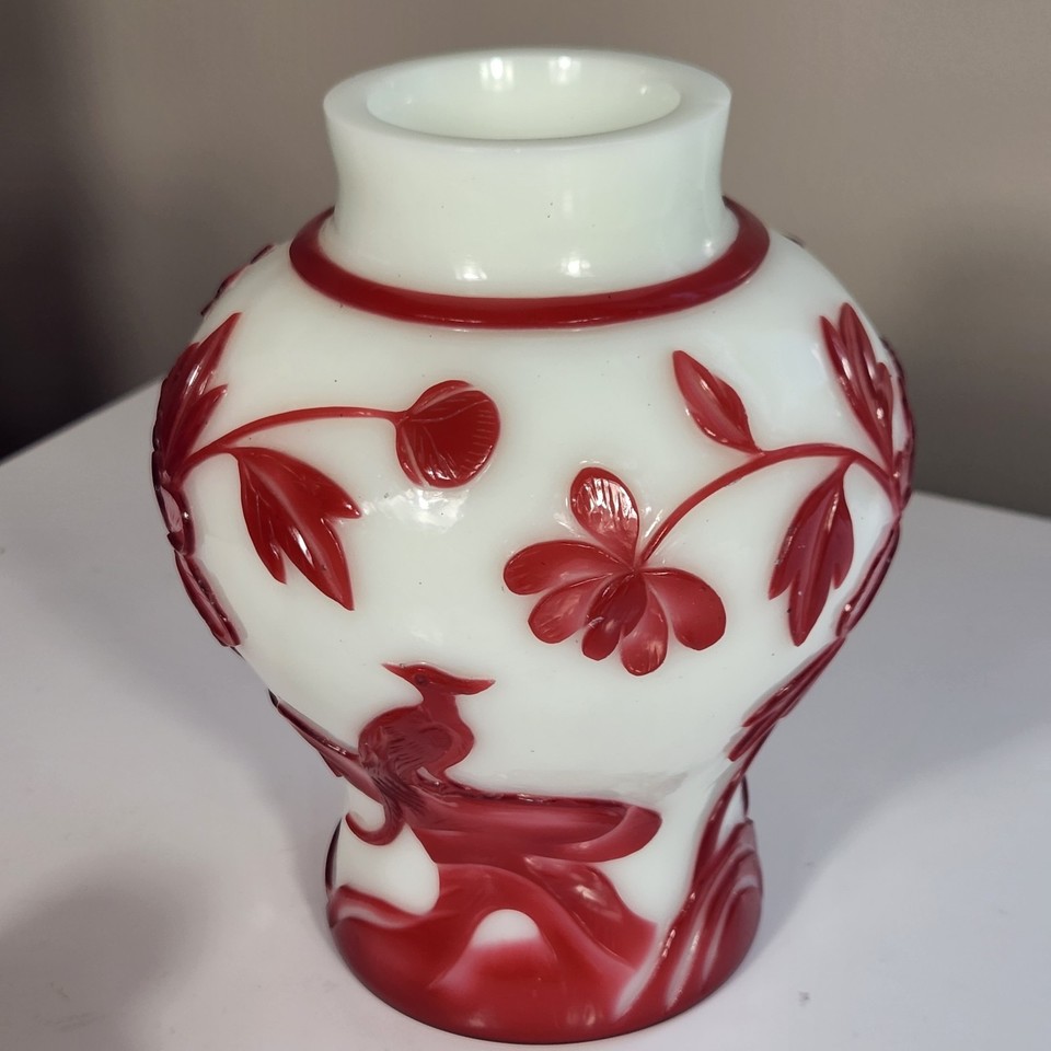 Antique Chinese Peking Glass Red Overlay Covered Jar Vase Urn ...