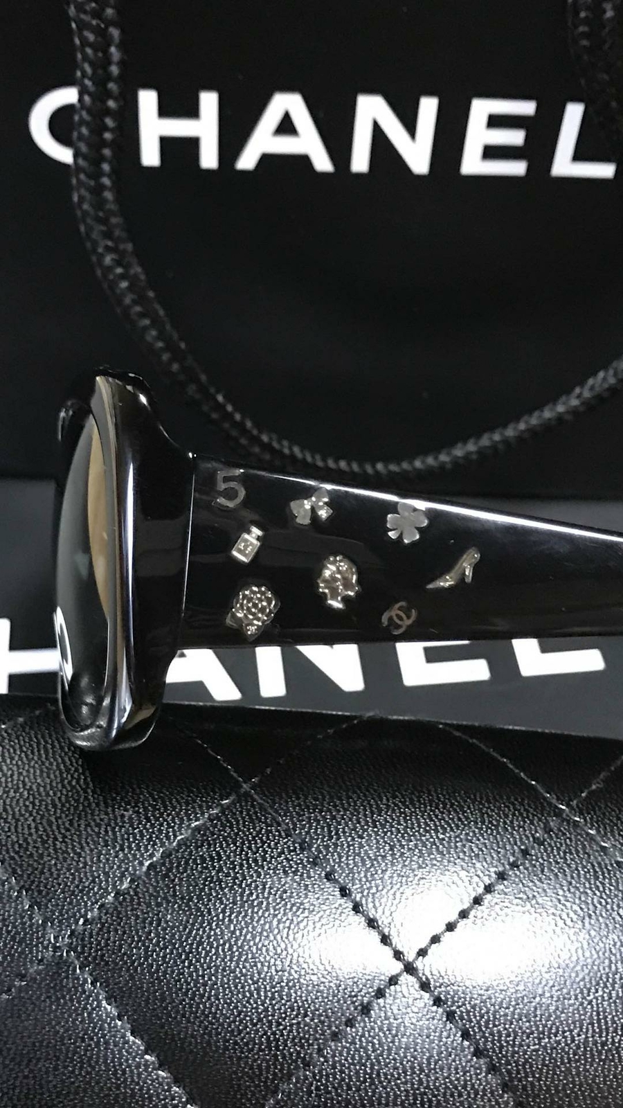 Auth CHANEL CC Logo Clover Bow Icons Black Sunglass 5… - Gem