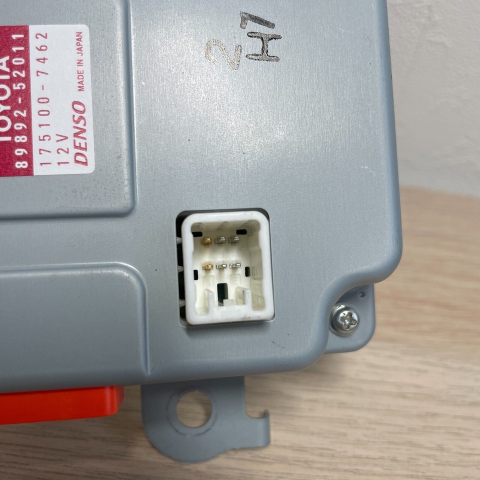 TOYOTA Genuine Hybrid Battery Voltage Sensor 89892-52011 Prius Aqua ...