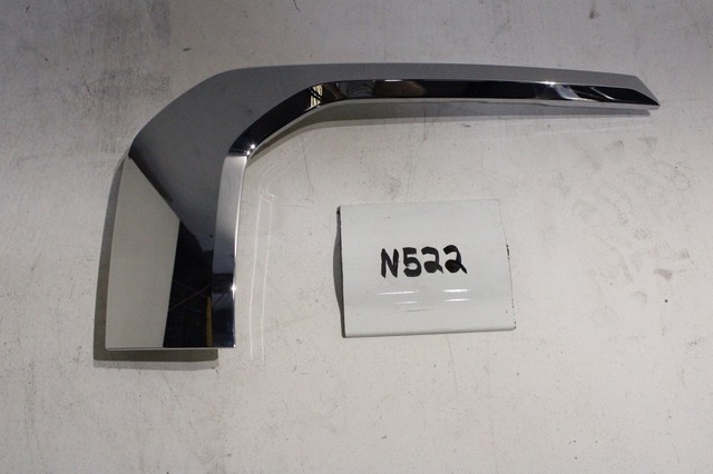 OEM 2020 Mitsubishi Outlander Lower Right Chrome Garnish Trim 6407A368 ...