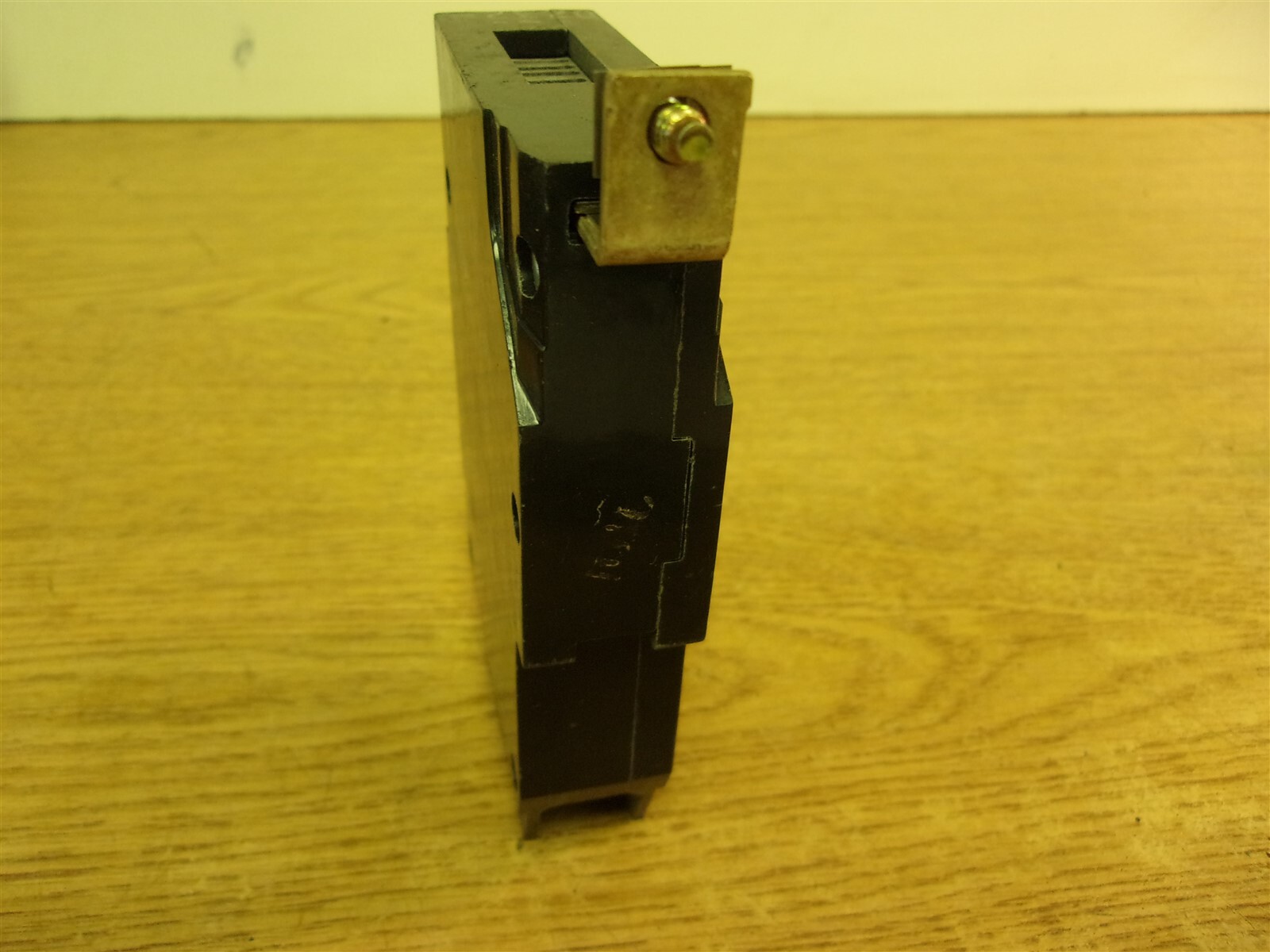 GE E11592 E11592 20A 1-Pole Circuit Breaker "P" *FREE SHIPPING* | eBay